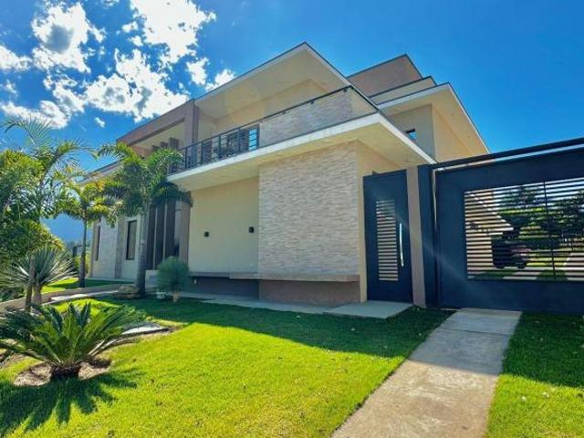 Casa de alto padrão dentro de residencial maravilhoso em Joanópolis SP