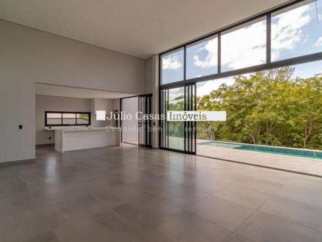 CASA DE ALTO PADRÃO EXCLUSIVA À VENDA NO ALPHAVILLE NOVA ESPLANADA!