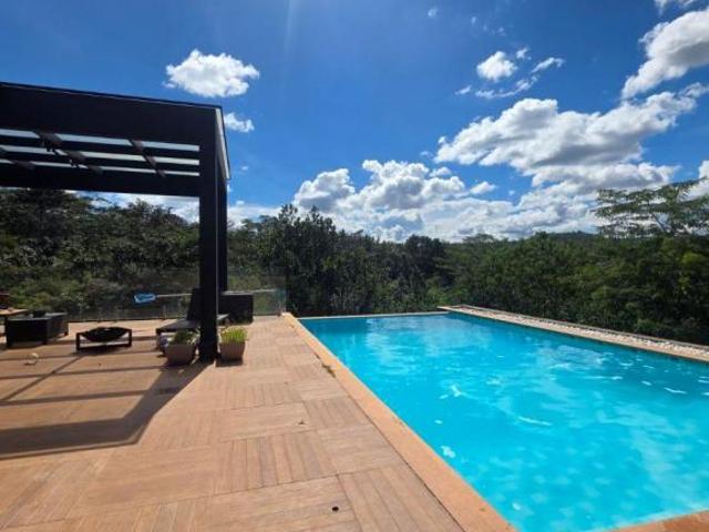 Casa de alto padrão e sustentabilidade