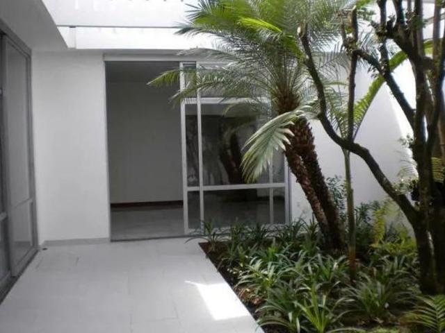 Casa de alto padrão e piscina dos sonhos com 4 suíte à venda, 830 m² por R$ 7.850.000 Retiro Morum