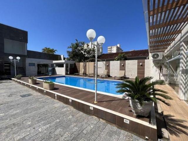 Casa de Alto Padrão em Área Militar a 150 metros da Praia