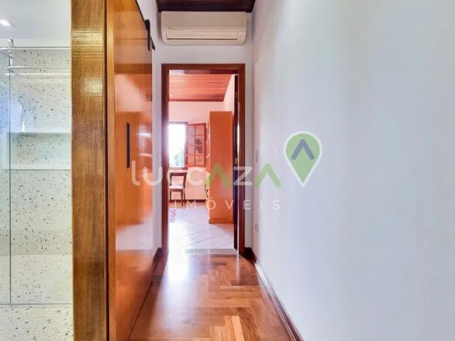 Casa de alto padrão em condomínio 3 suítes, 3 salas, 4 banheiros, 4 vagas Loteamento Villa Branc