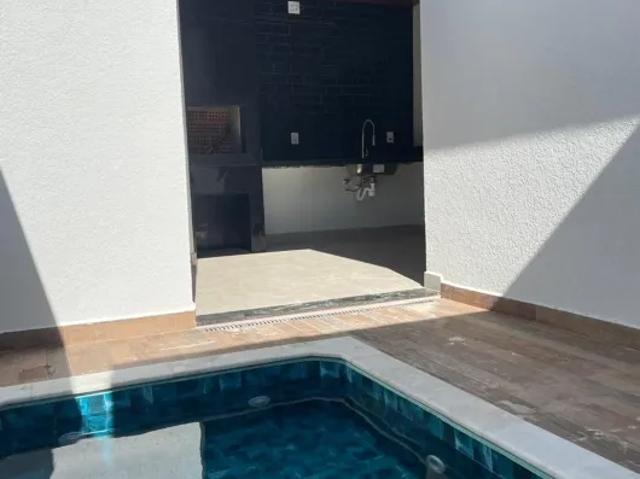 Casa de alto padrão em condomínio no Horto Florestal, Sorocaba SP: 3 quartos, 1 suíte, 2 salas, 3 ba