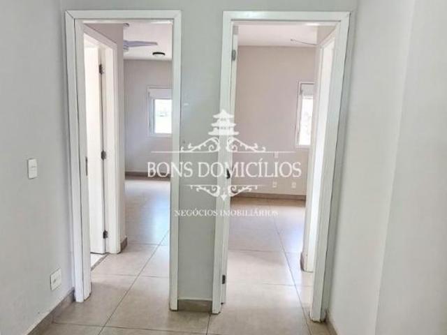 Casa de Alto Padrão em Condomínio, 3 Suítes no Jardim da Glória, Cotia SP: 177,46m², 5 Banheiros e 4