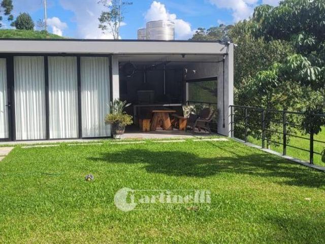 Casa de alto Padrão em Condominio