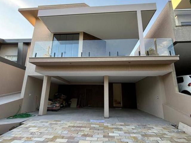 Casa de Alto Padrão em Condomínio Completo – Próxima ao Centro de Atibaia