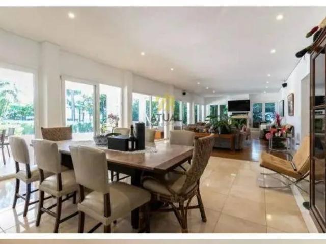 Casa de alto padrão em condomínio à venda – 1.100m², 4 Dormitórios e segurança 24h Jardim Cordeiro