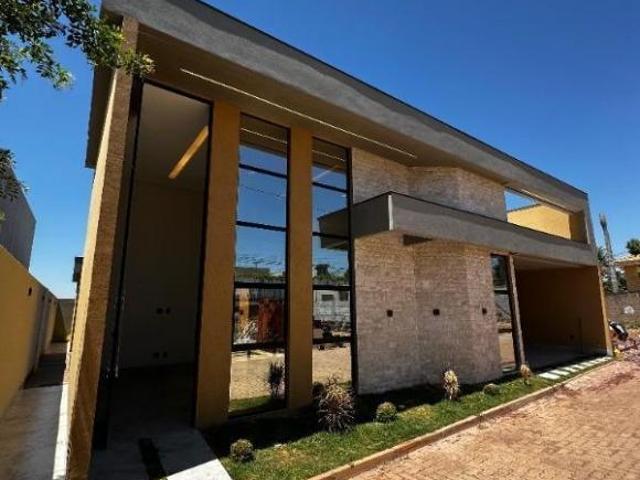 Casa de Alto padrão em condomínio à venda, Colado no Park way melhor localização de arniqueira