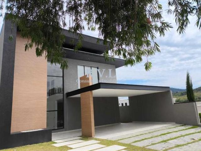 Casa de alto padrão em condomínio à venda em Atibaia SP, 4 suítes, 2 salas, 4 vagas 299 m²!