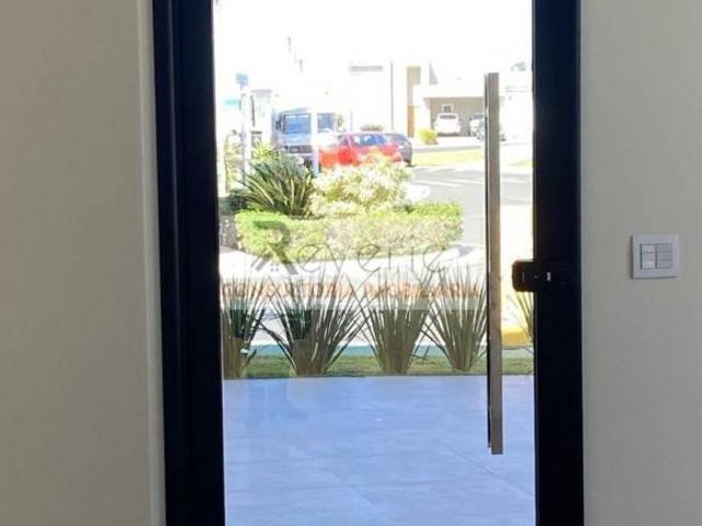 Casa Alto Padrão condomínio Maria Dulce, Indaiatuba SP, 3 suítes, 235m²
