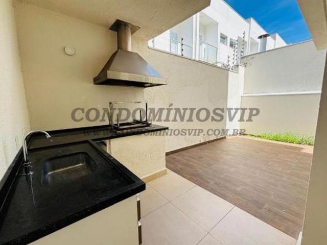 Casa de alto padrão em condomínio à venda em Sorocaba SP, no Jardim Pagliato: 3 quartos, 1 suíte, 2