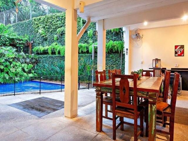 Casa de alto padrão em condomínio ? Alto da Boa Vista
