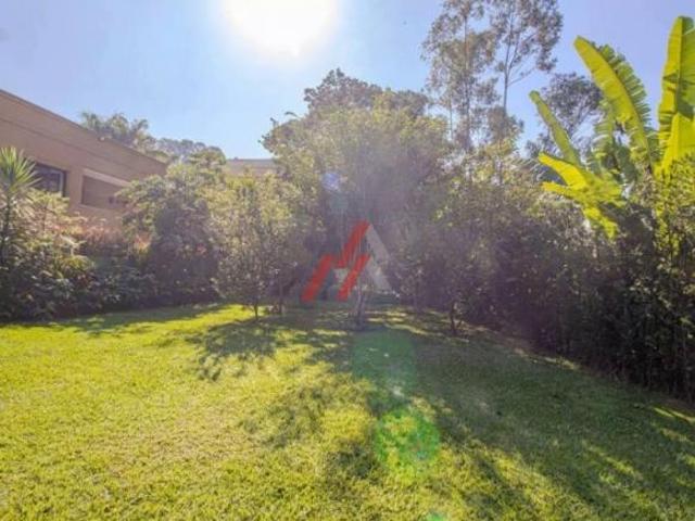 Casa de alto padrão em condomínio de luxo em Barueri SP, Residencial Tamboré: 5 quartos, 4 suítes, 3
