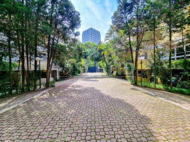 Casa de Alto Padrão em Condomínio Exclusivo ? Conforto e Elegância
