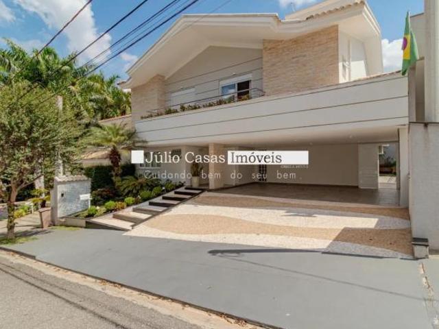 Casa de alto Padrão em Condomínio Exclusivo e Localização Nobre