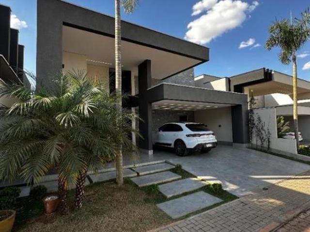 Casa de Alto padrão em Condomínio Exclusivo Vicente Pires Rua 10a