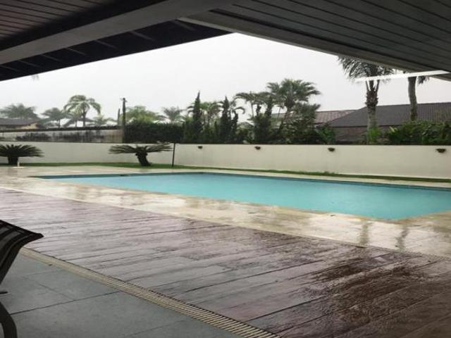 Casa de Alto padrão em condomínio fechado