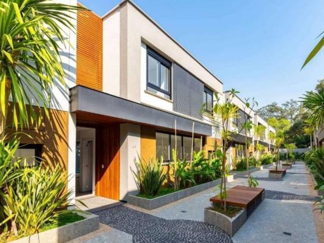 Casa de Alto padrão em condomínio fechado