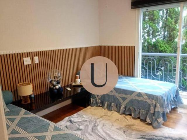 Casa de Alto Padrão em Condomínio Fechado – Ao Lado da Escola Avenue