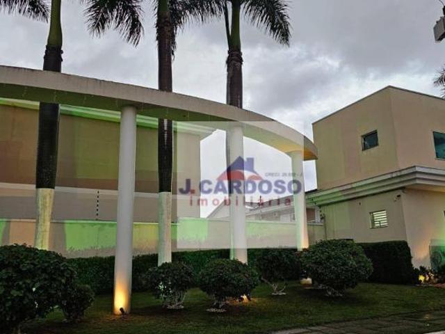 Casa de Alto Padrão em Condomínio Fechado ao Lado da Padaria Real no Alto da Boa Vista