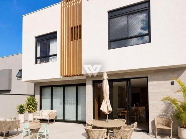 CASA DE ALTO PADRÃO EM CONDOMÍNIO NO CASCATINHA | 3 SUÍTES | 4 VAGAS