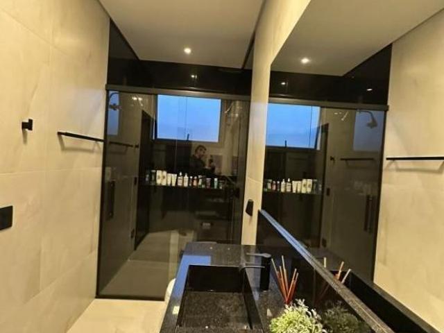 Casa de alto padrão em condomínio no Alphaville Nova Esplanada, Votorantim SP: 3 quartos, 3 suítes