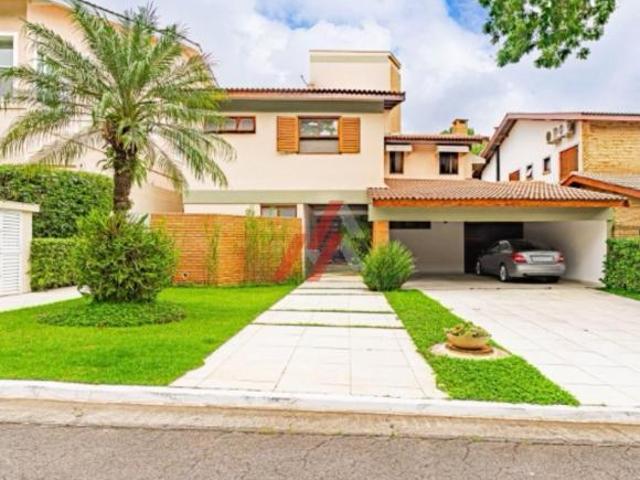 Casa de alto padrão em condomínio no Alphaville, Santana de Parnaíba SP: 3 quartos, 3 suítes, 3 sala