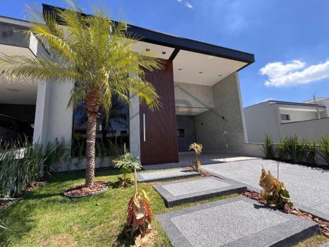 Casa de alto padrão em condomínio no Jardim Mantova, Indaiatuba SP: 3 quartos, 1 suíte, 3 salas, 3 b