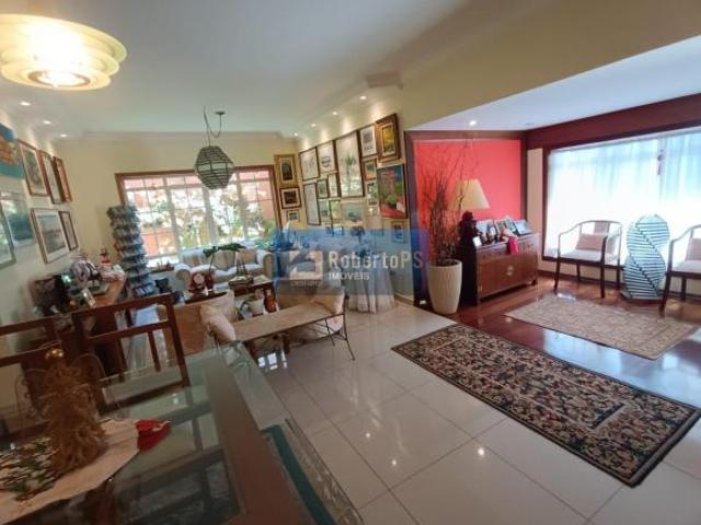 Casa de alto padrão em condomínio no Jardim das Colinas, São José dos Campos SP: 4 quartos, 1 suíte