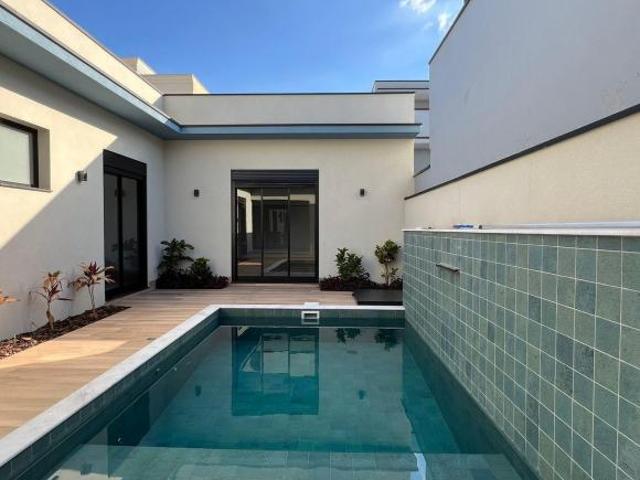 Casa de alto padrão em condomínio no Jardim Piemonte, Indaiatuba SP: 3 quartos, 3 suítes, piscina e