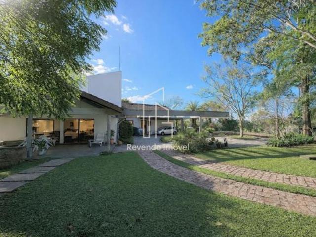 Casa de alto padrão em condomínio na Chácara dos Junqueiras, Carapicuíba SP: 3 quartos, 1 suíte, 3 s