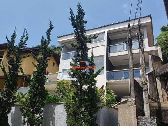 Casa de alto padrão em condomínio na Transurb, Itapevi SP: 3 quartos, 3 suítes, 3 salas, 4 banheiros