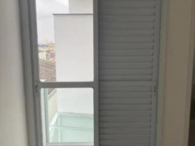 Casa de alto padrão em condomínio na Vila Ré, São Paulo SP. 3 quartos, 1 suíte