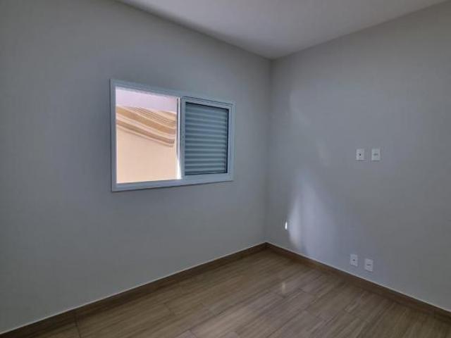 Casa de alto padrão em condomínio na Vila Real, Hortolândia SP: 3 quartos, 1 suíte, 3 salas, 3 banhe