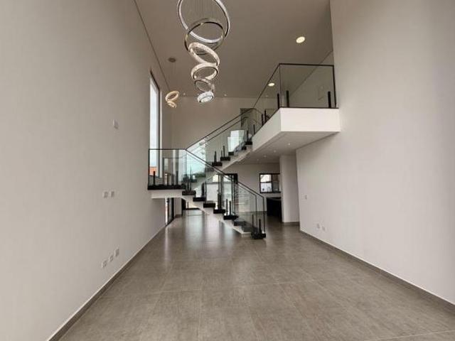 Casa de alto padrão em Peruíbe
