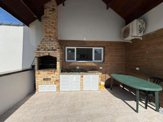 Casa de alto padrão em Peruíbe R$ 1.150.000,00