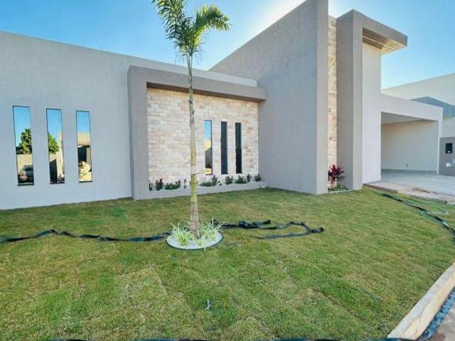 Casa de Alto Padrão em Ponte Alta 3 Suítes estuda troca menor valor
