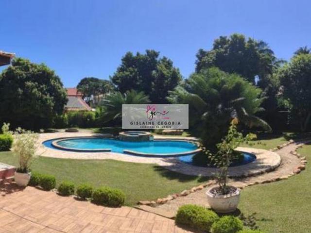 casa de alto padrão, em um terreno de 2000 metros