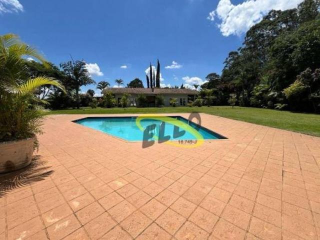 Casa de Alto padrão estilo Normando no Condomínio Recanto Suiço em Vargem Grande Paulista!