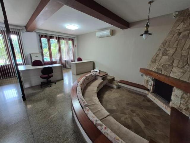 Casa de alto padrão para locação ou venda no Parque Taquaral, Campinas SP: 4 suítes, 6 salas, piscin