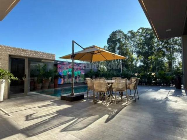 Casa de Alto Padrão para Venda no Quinta do Lago I