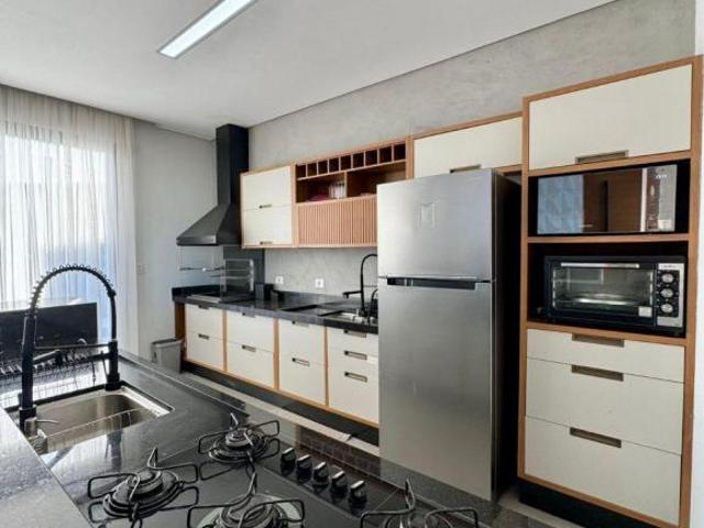 Casa de Alto Padrão R$949.000,00 Bom Gosto e Requinte Ninho Verde 2 Pardinho