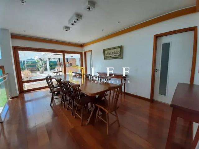 Casa de alto padrão, um verdadeiro luxo!