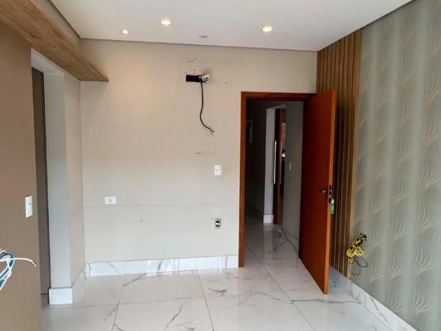 Casa de Alto Padrão à Venda – 182m² de Construção com Piscina e Espaço Gourmet
