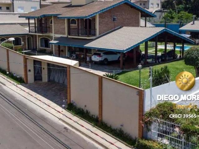 Casa de Alto Padrão á venda em Atibaia SP