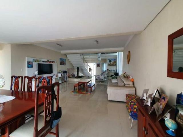 CASA de alto padrão 378m² 4 suítes, condomínio fechado FL15