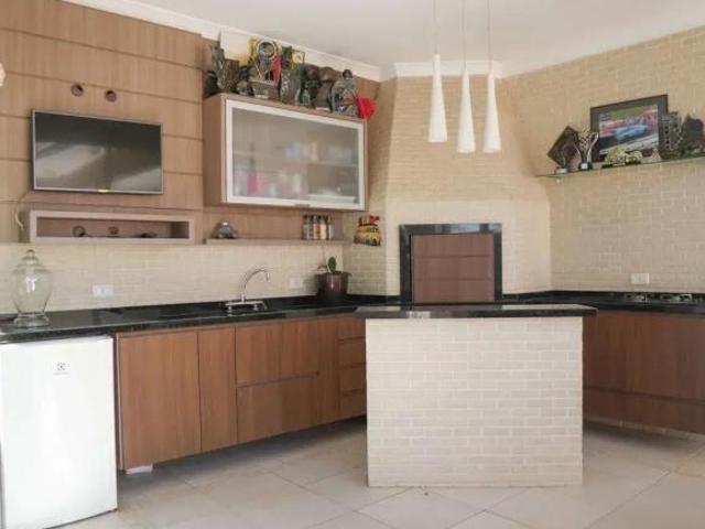 Casa de Alto Padrão 3 suítes no Umbará|401m²|3 vagas