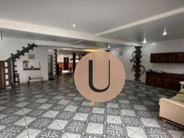 Casa de Alto Padrão 3 Suítes e 6 Vagas na Vila Carrão Suíte Master com Hidro e Espaço Gourmet