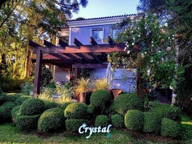 Casa de Alto Padrão 3 Suítes em Condomínio Privado