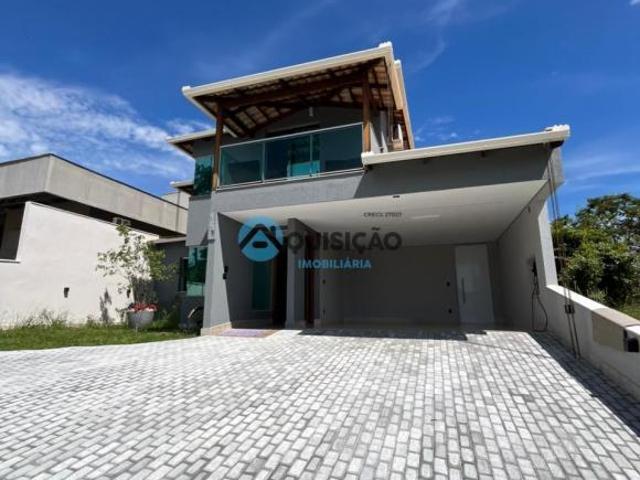 Casa de Alto Padrão 4 Quartos sendo 2 Suítes